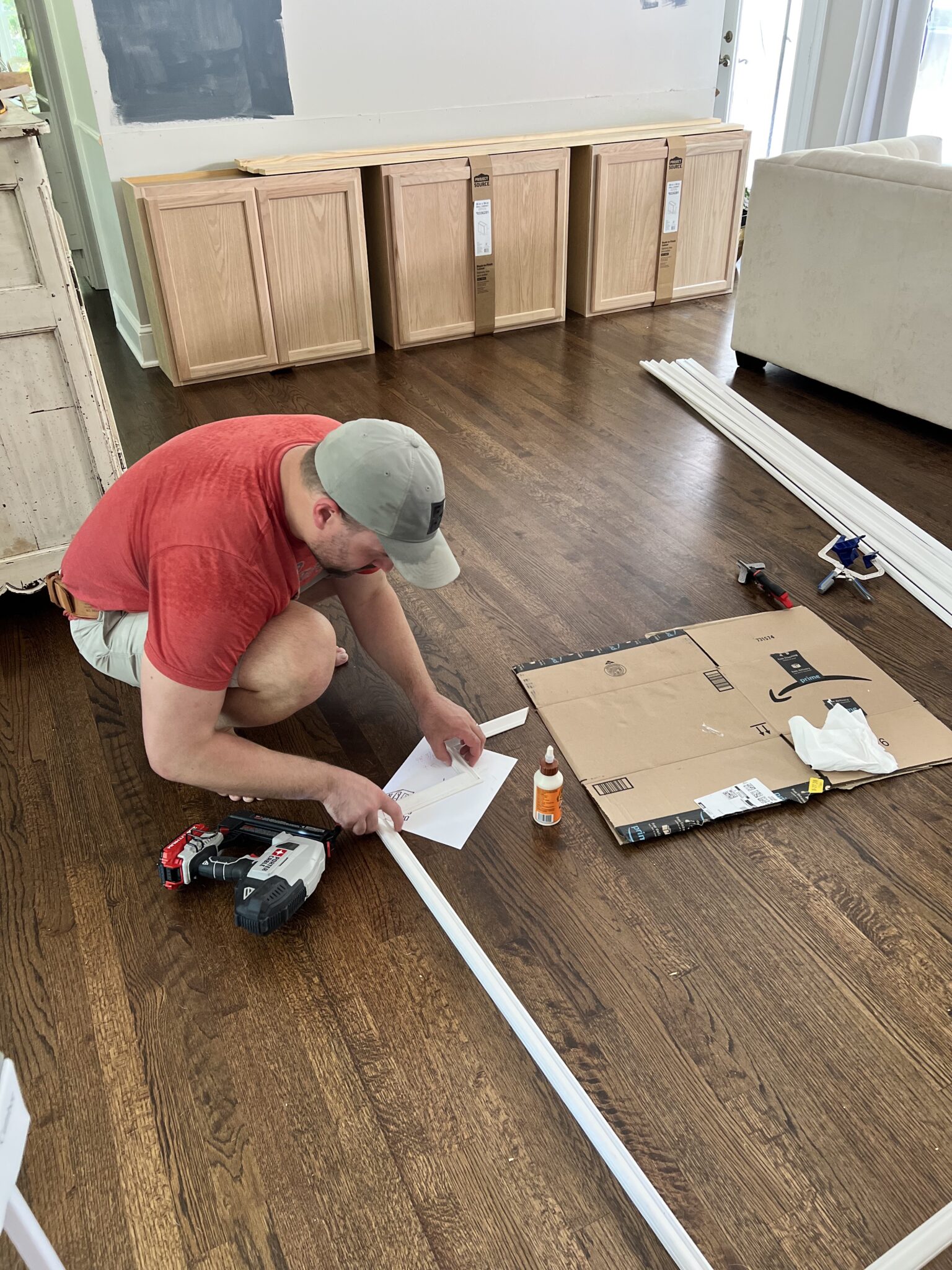 DIY Wainscoting - LoChandler.com